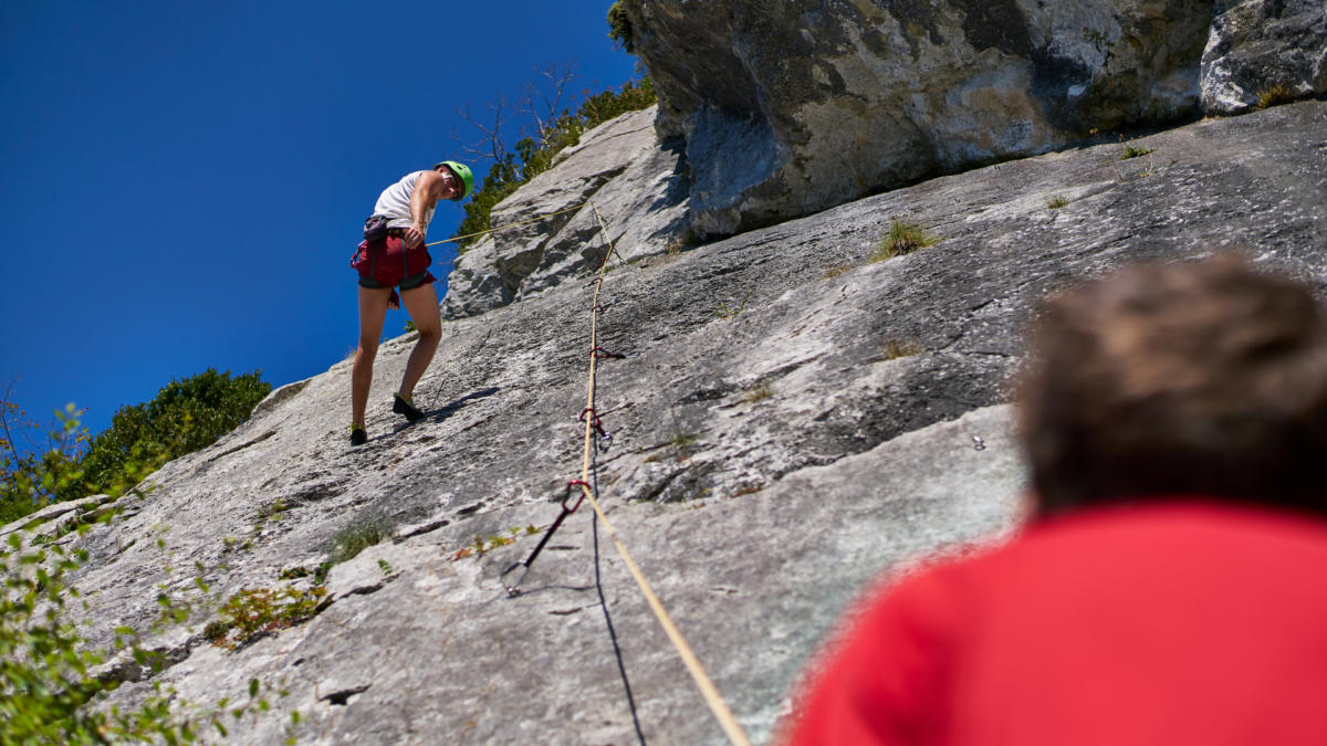 Débuter l'escalade en Pyrénées béarnaises | Site officiel des Pyrénées ...