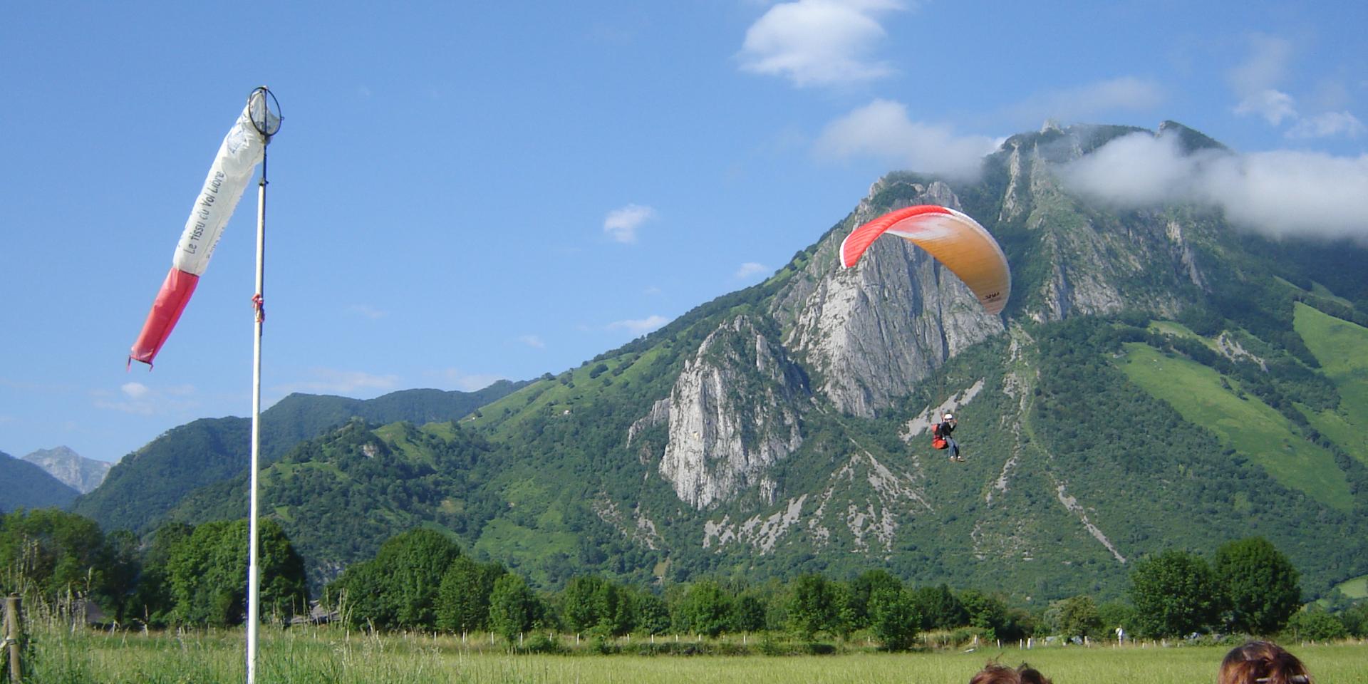 Parapente Pyrénées : vol en parapente, stage parapente et baptême de l’air